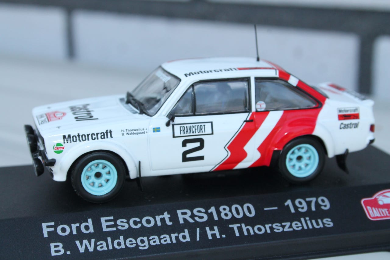 1979 Ford Escort RS1800 Mk2 ralliauto välikoppa Waldegaard pienoismalli ...