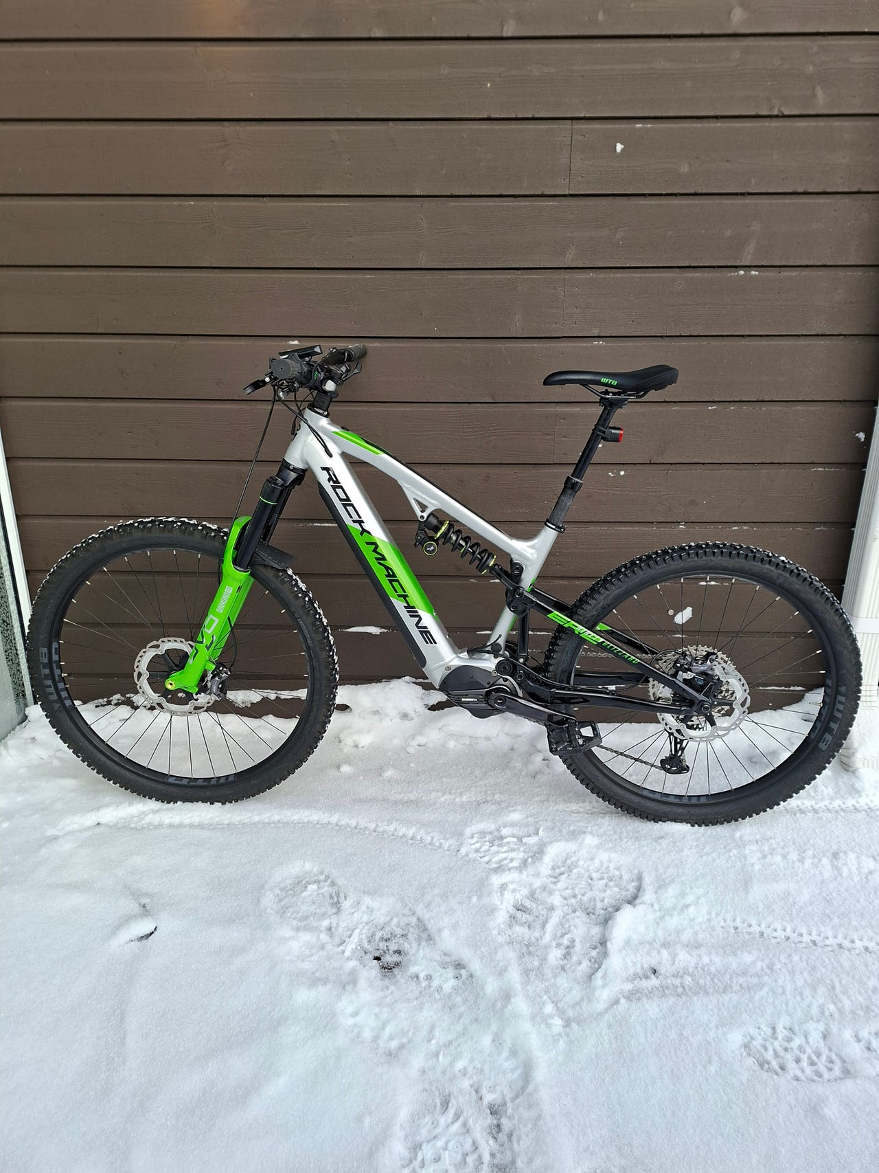 Rock Machine Blizzard INT e90-29 RZ | Tori