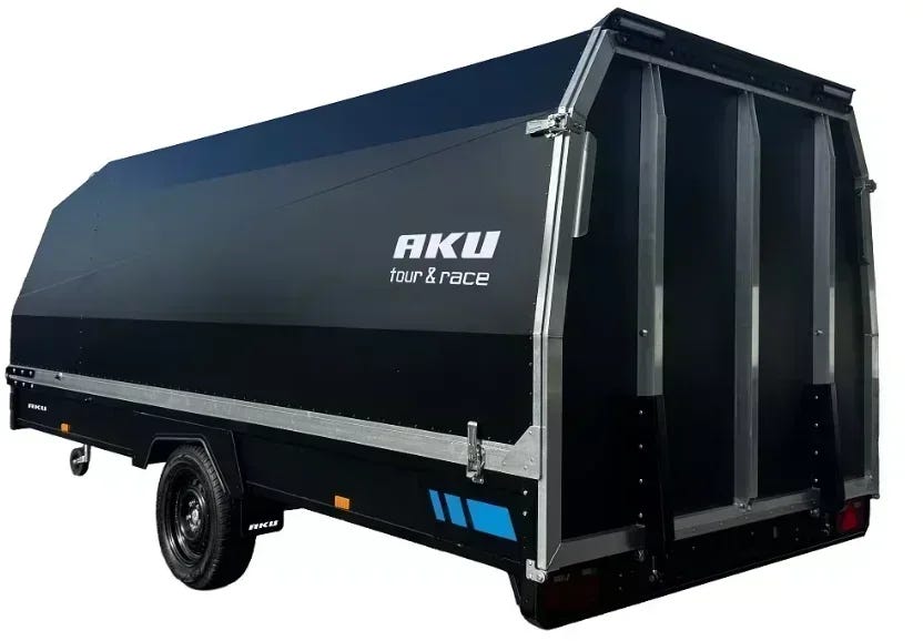 UUTUUS Kelkkavaunu CP430-LB Tour-Race BLACK DUPLEX rampilla ja ...