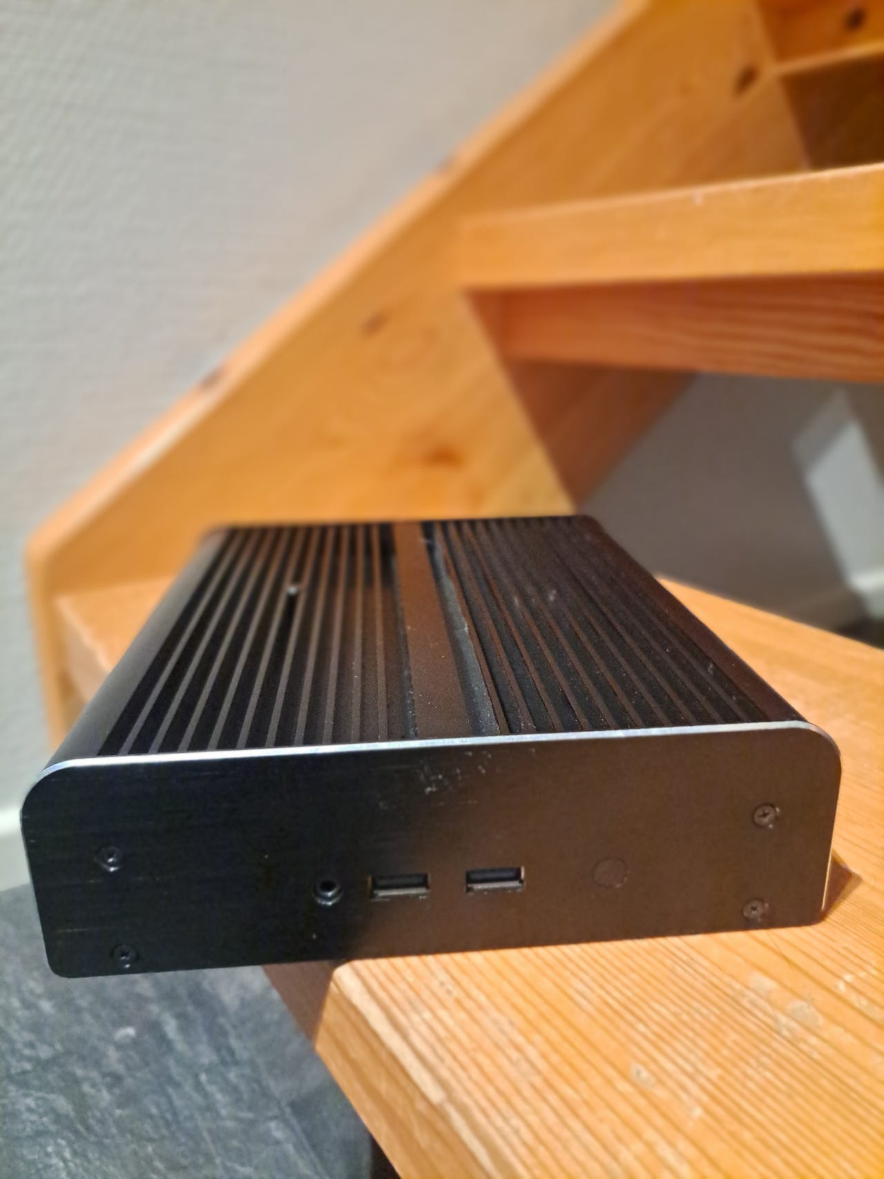 Intel NUC Mini PC 2.3GHz i3-6100U 4GB RAM | Tori