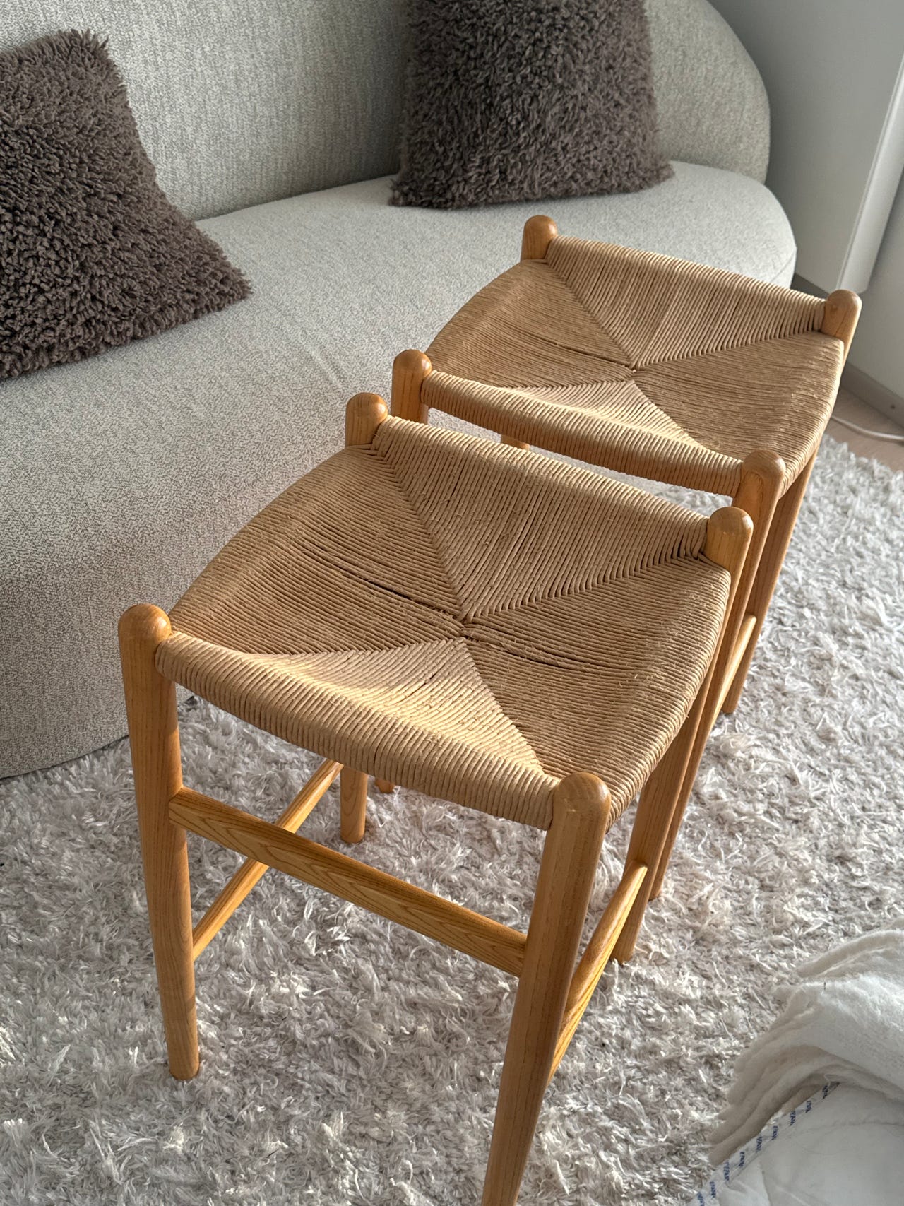 2 puista baarijakkaraa | Tori