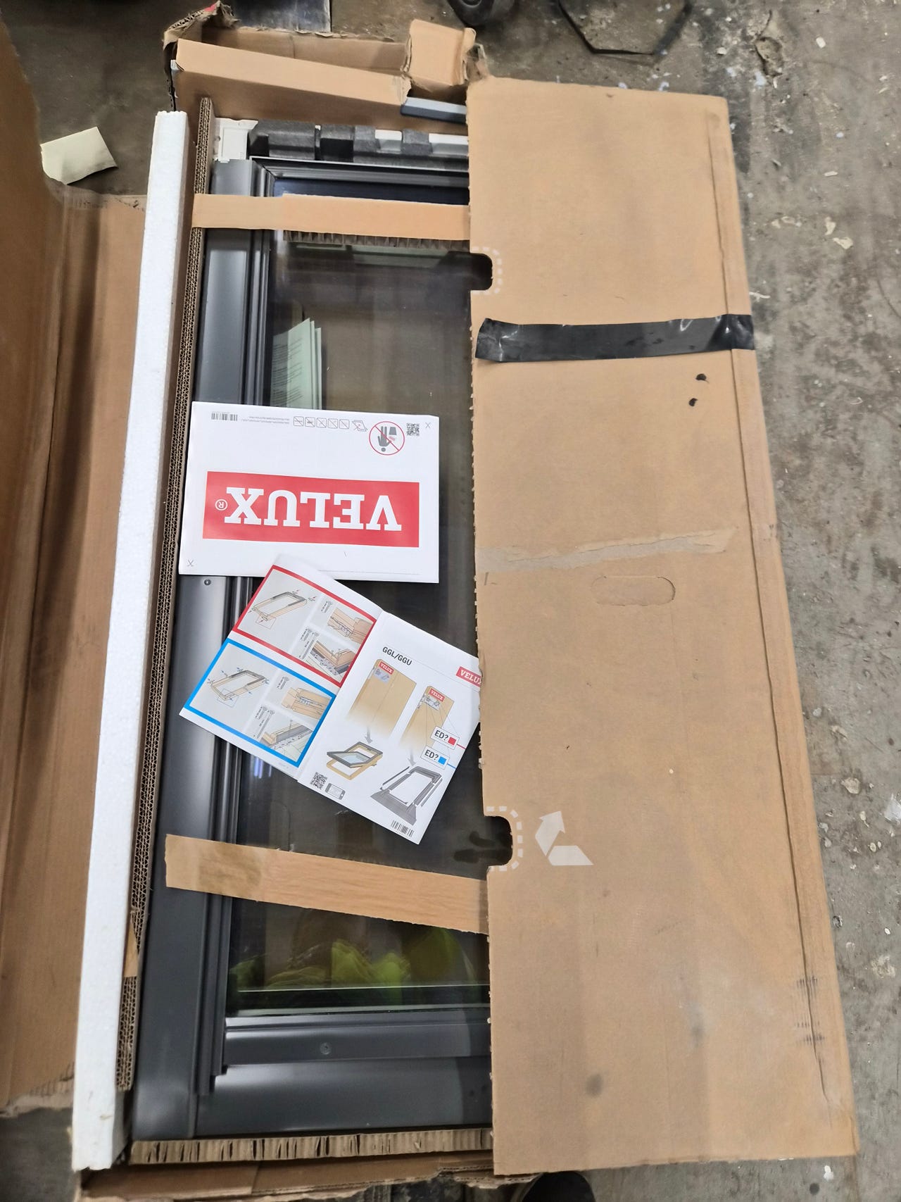Velux GGU FK06 kattoluukku 66x118 cm. UUSI | Tori