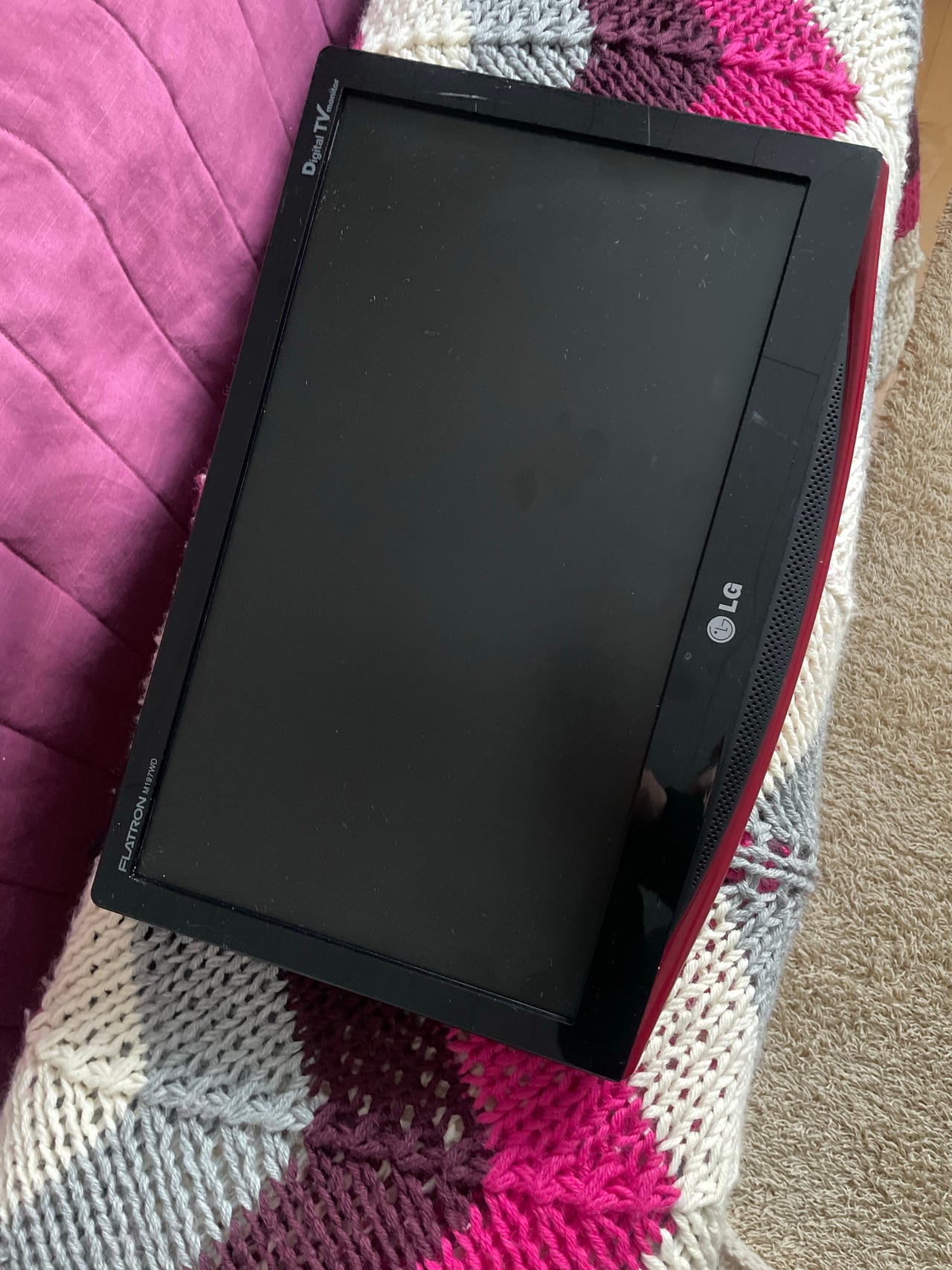 LG Flatron M197WD-PZ2 näyttö | Tori