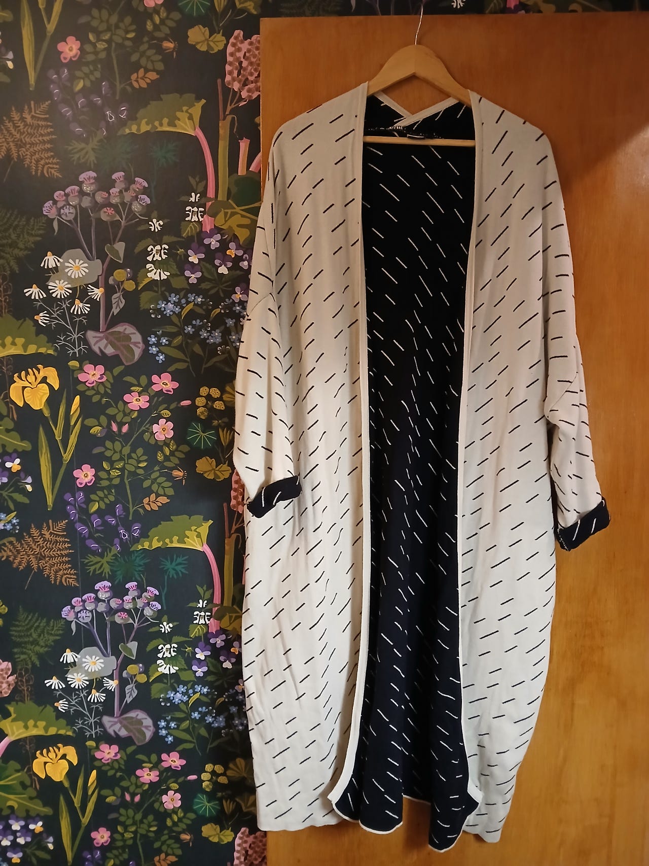 Mustavalkoinen Papu design neuletakki XL/XXL | Tori