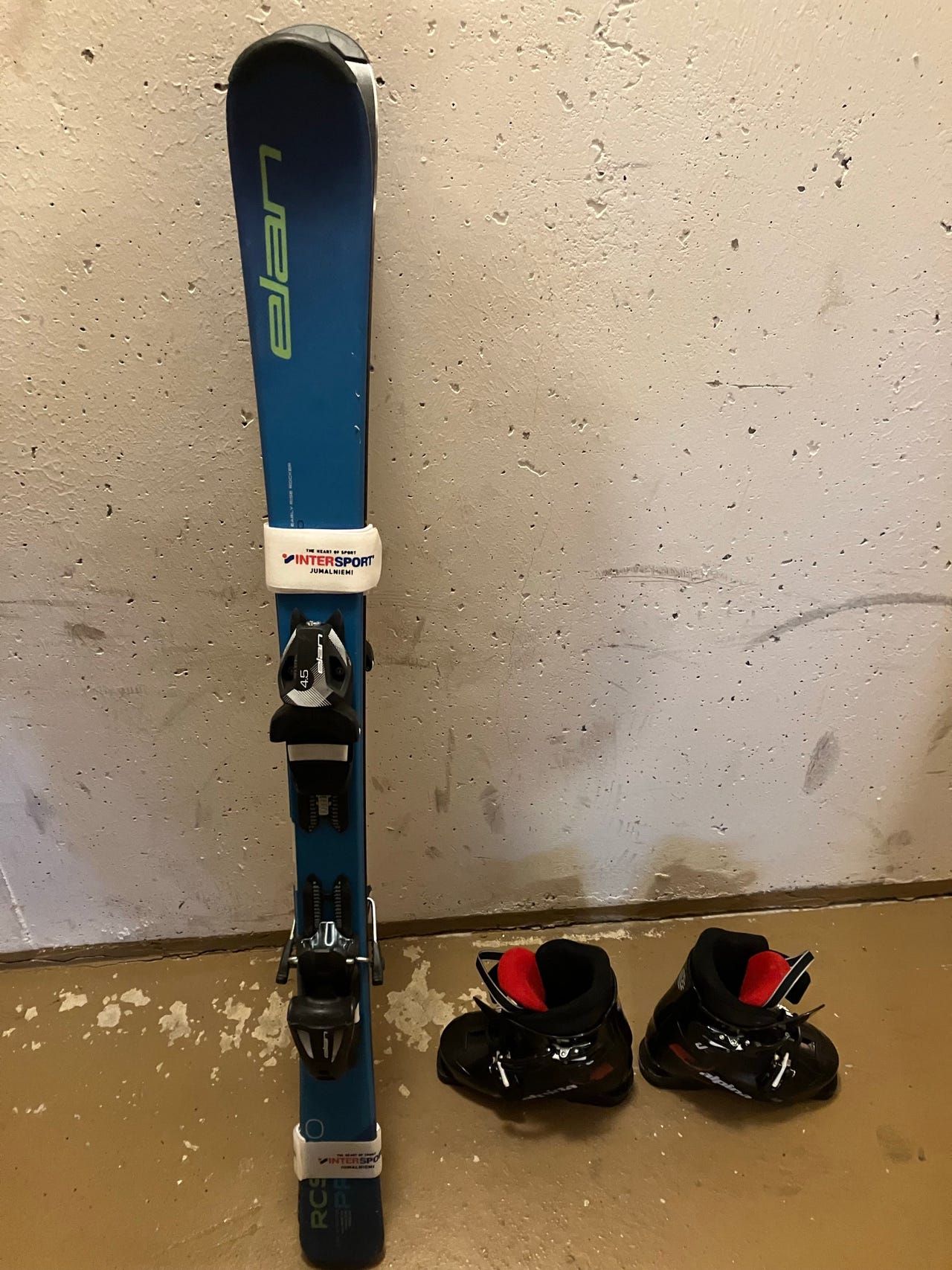 Laskettelu sukset 120cm ja monot koko 205 eli 248mm | Tori
