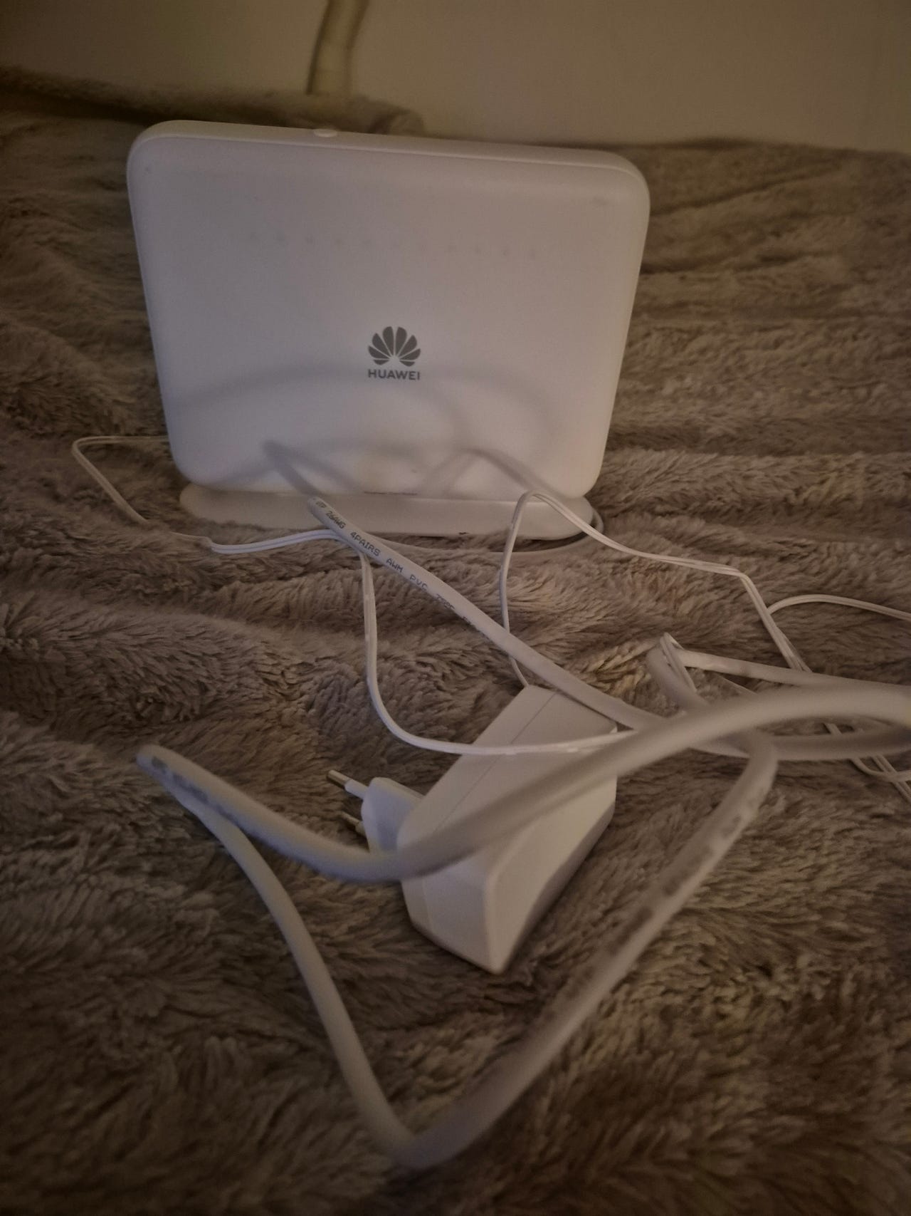 Huawei reititin valkoinen | Tori