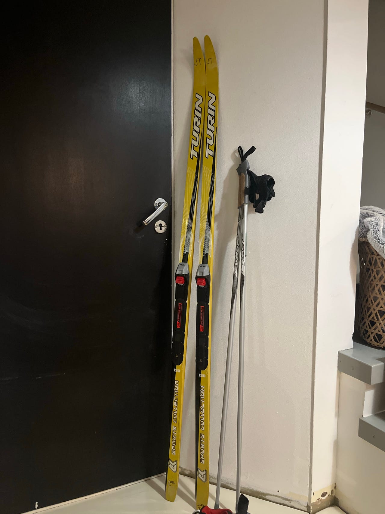 perinteisen hiihdon sukset 150 cm siteillä+ 36 monot ja sauvat | Tori