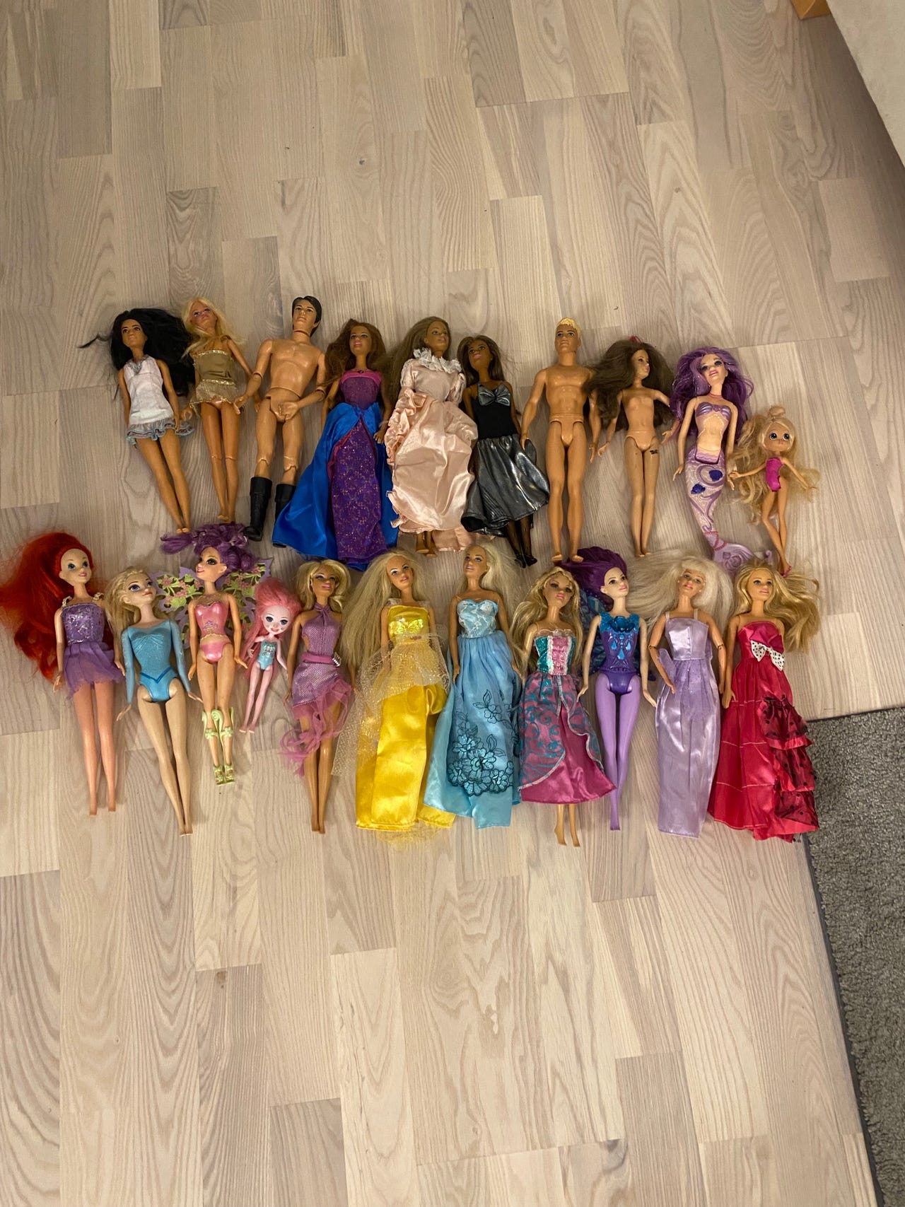 Barbie nuket ja Ken nukke sekalaista mallistoa | Tori