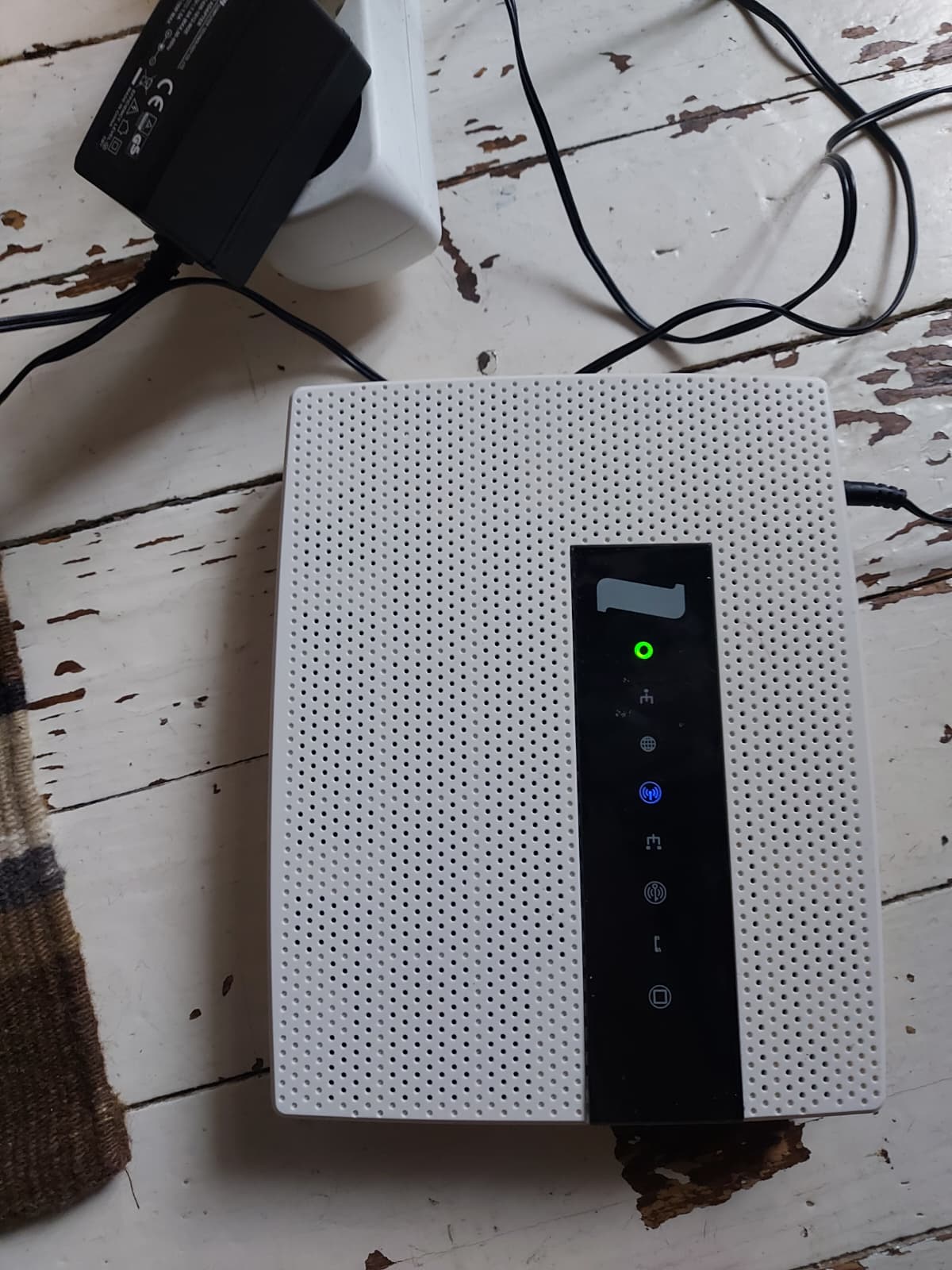 Inteno DG200AL-AC modeemi/reititin + alkuperäinen virtalähde | Tori