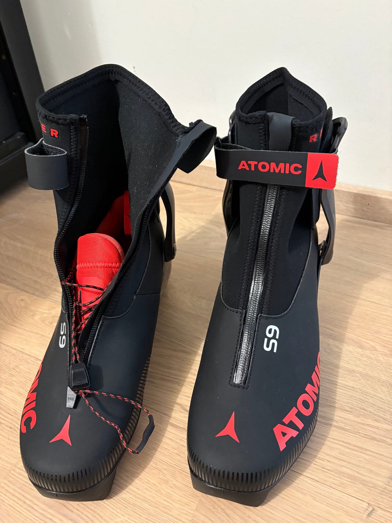 Atomic Redster S9 monot luisteluhiihtoon, koko 41 1/3 | Tori