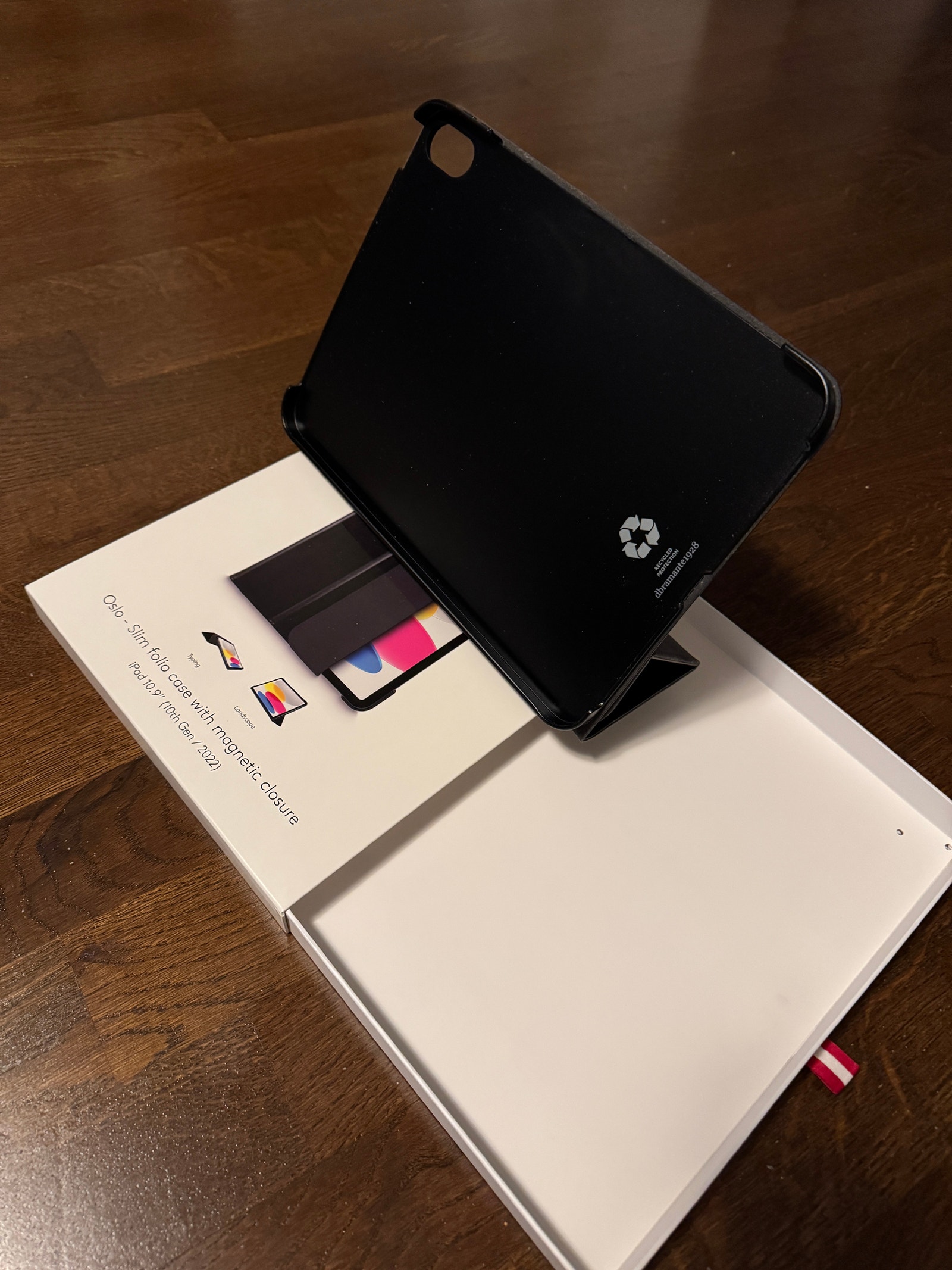 Kotelo iPadille (10.9”) 2024 | Tori