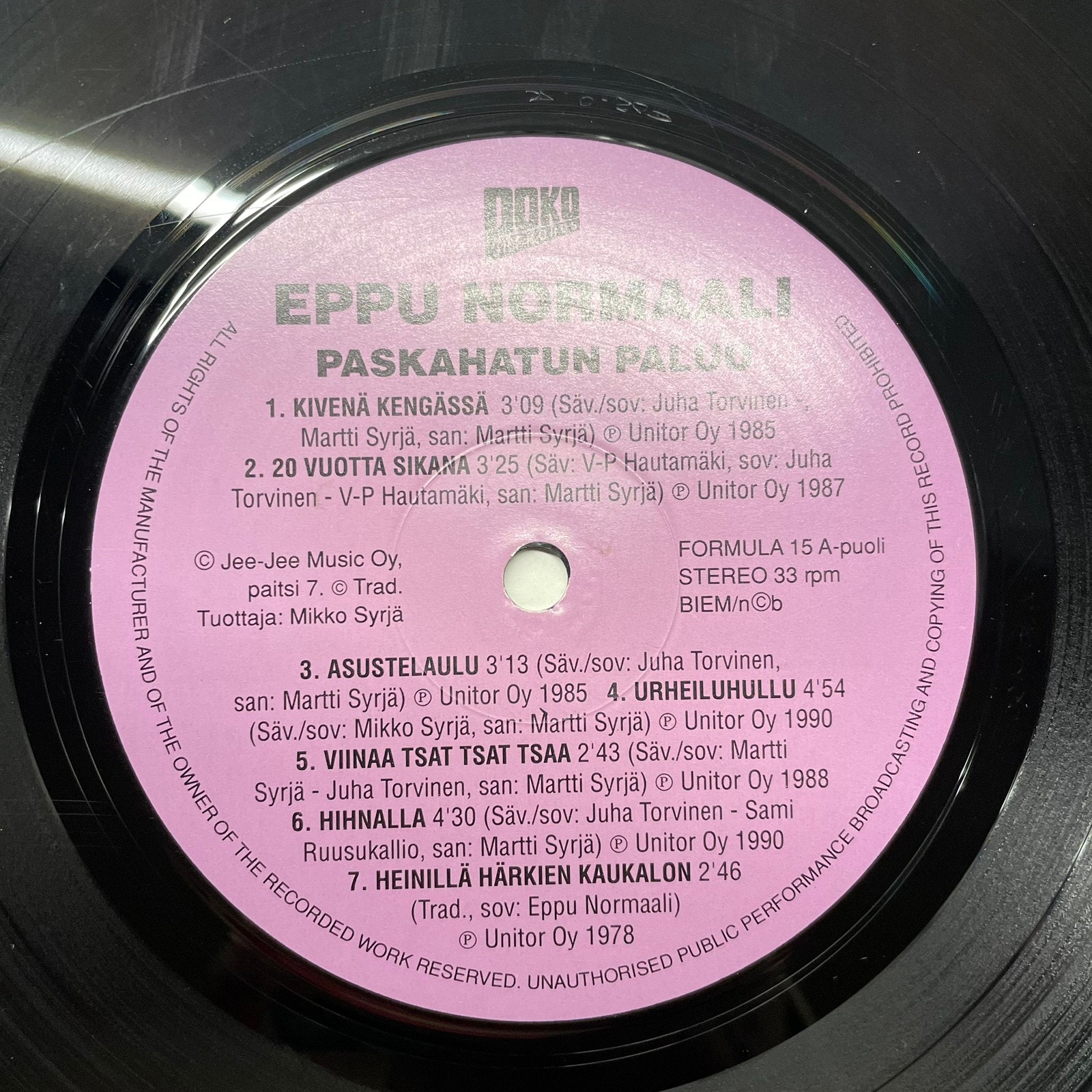 Eppu Normaali | LP | Paskahatun paluu | Tori