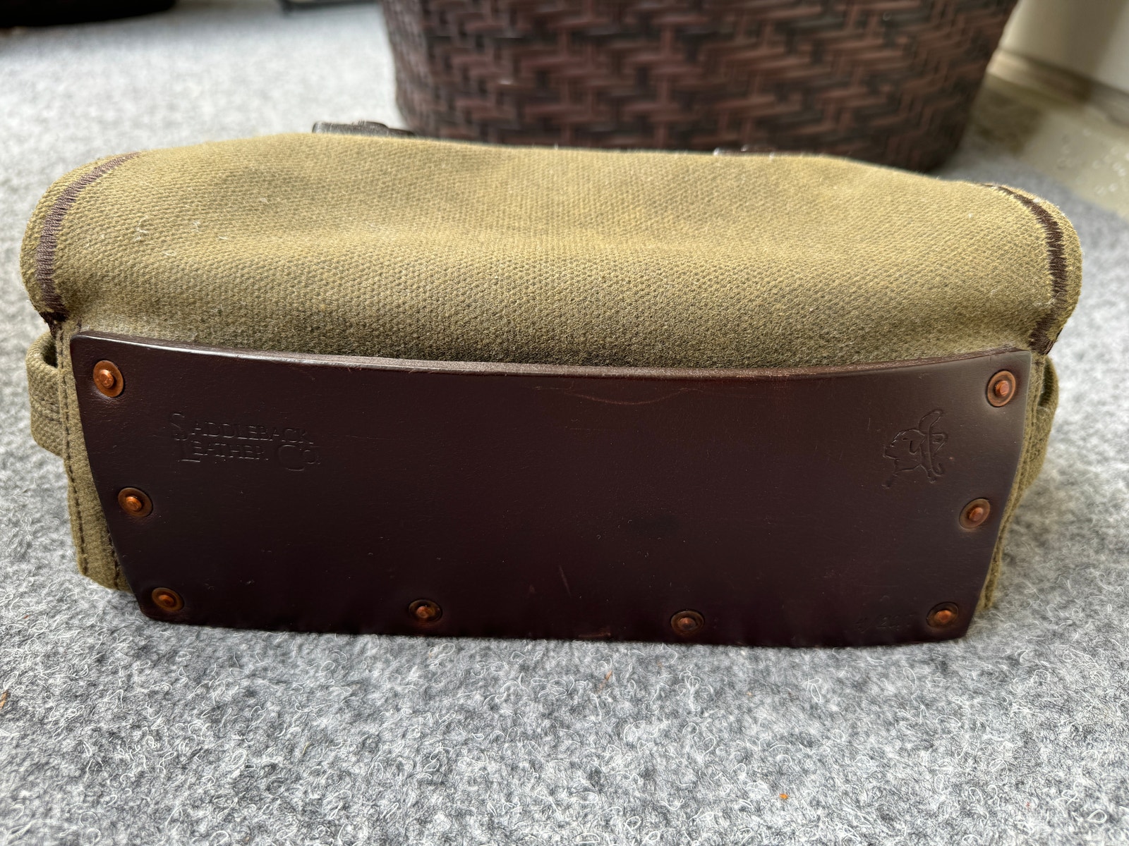 Saddleback Leather Canvas Dopp Kit Moss Green | Tori