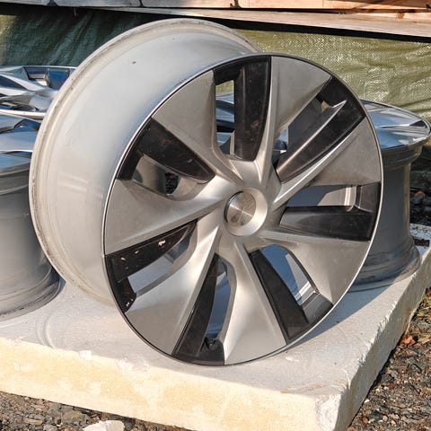 Tesla model y überturbine vanteet. | Tori