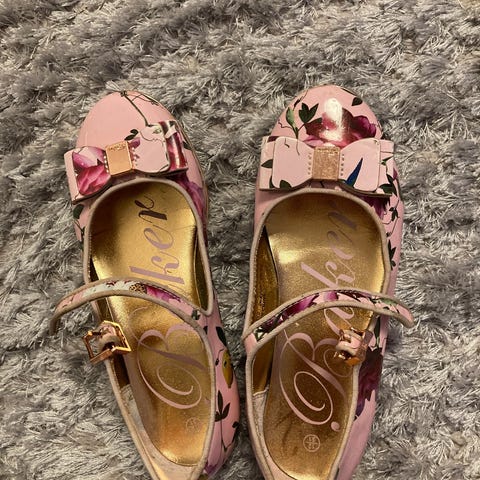 Ted Baker mustat kenkät 34 | Tori