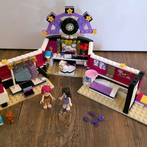 Lego friends 41104 poptähden pukuhuone | Tori