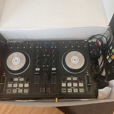 Native Instruments Maschine Mikro MK3 | Tori