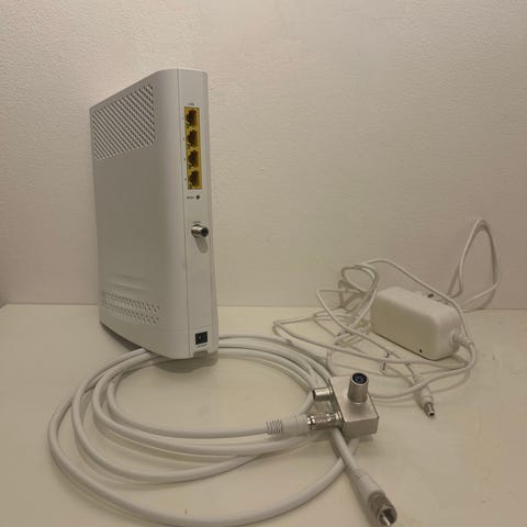 DNA Sagemcom kaapelimodeemi | Tori