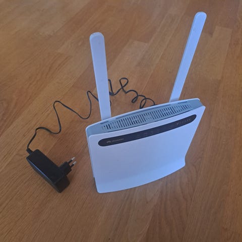 Huawei WiFi 4G modeemi/reitin | Tori