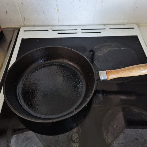 Hackman parila pannu. | Tori