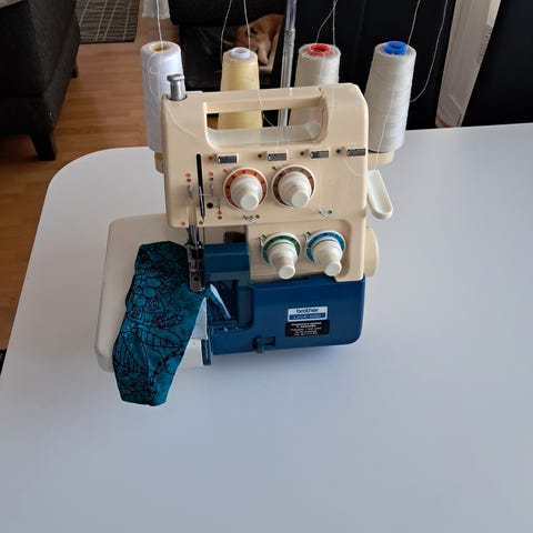 Saumuri Brothet | Tori