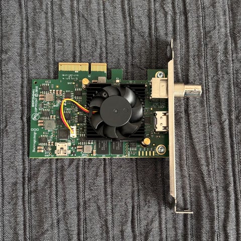 Blackmagic Design Decklink Mini Monitor 4K + splitter + HDMI-johto | Tori