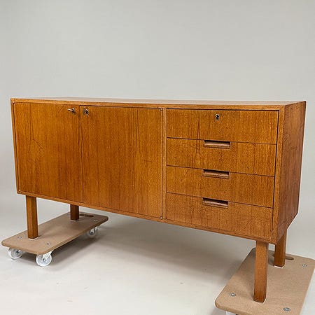 Myyty.Teak Vintage senkki 50/60-luku. Maksa 12/kk erissä | Tori