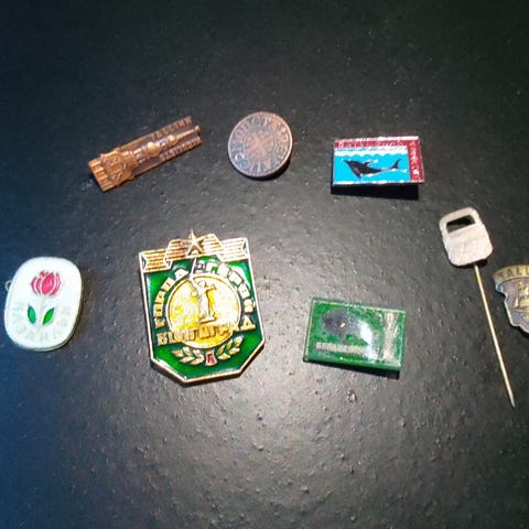 Cccp pinssejä ja rintamerkkejä | Tori