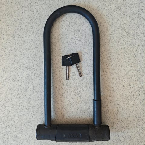 Polkupyörän Iso U-lukko AXA | Tori