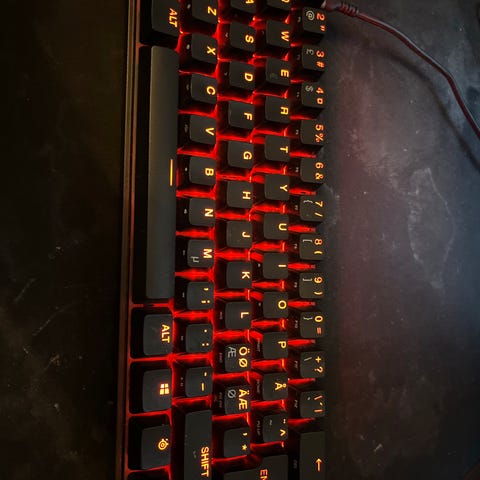 SteelSeries Apex 9 Mini | Tori