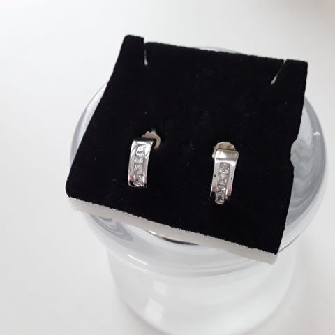 Valla Hattara -korvakorut | Tori