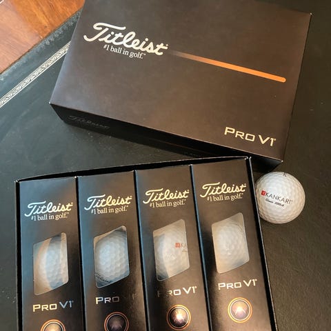 Titleist Pro V1 | Tori