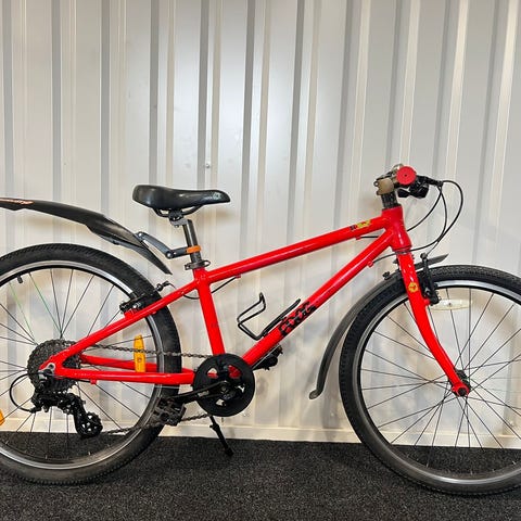 Myydään Frog 78 -nuortenpyörä – kevyt ja laadukas 26” pyörä! | Tori