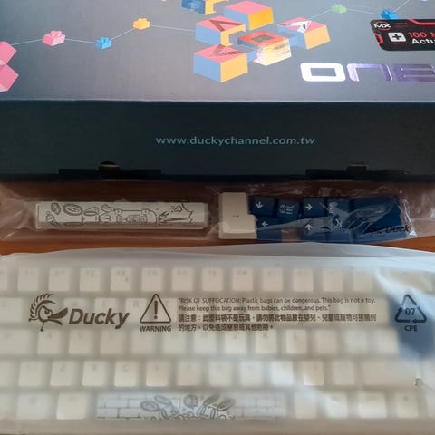 Ducky One 3 Classic Black RGB Hotswap MX Brown | Tori