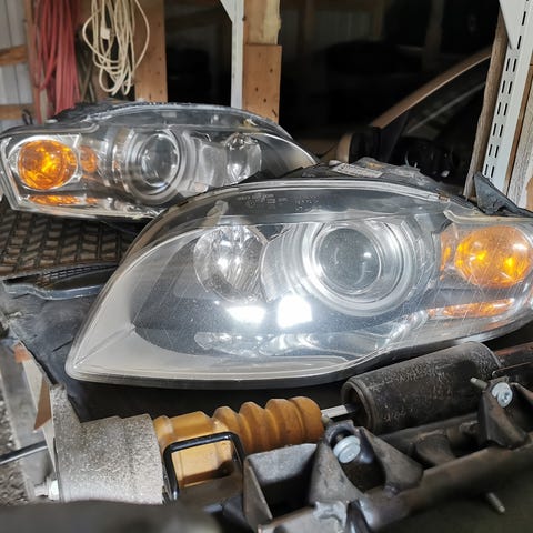 Audi a4 b6 xenonit | Tori