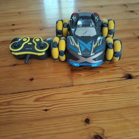 Nikko RC auto | Tori