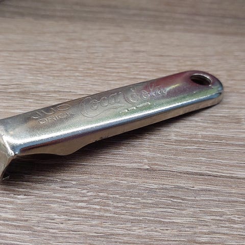 COCA-COLA LIGHT pullonkorkinavaaja | Tori