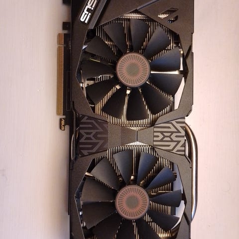 Asus STRIX GTX 980 DirectCU II OC | Tori