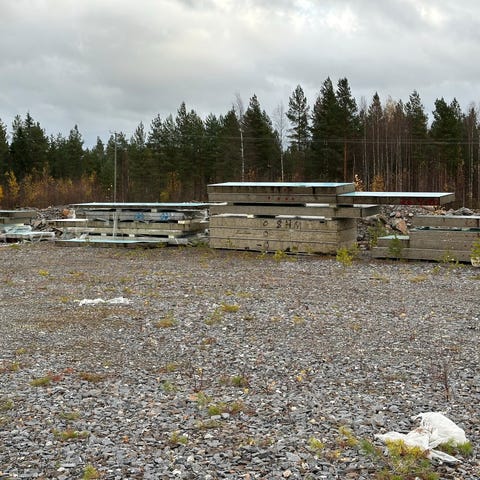 Pelti-villa-pelti sandwich-elementti | Tori