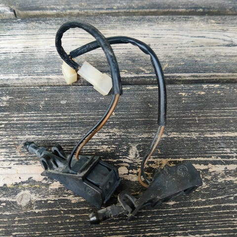 Tuulilasin pesusuuttimet | Tori