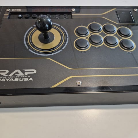 Street Fighter V Arcade Stick | Tori