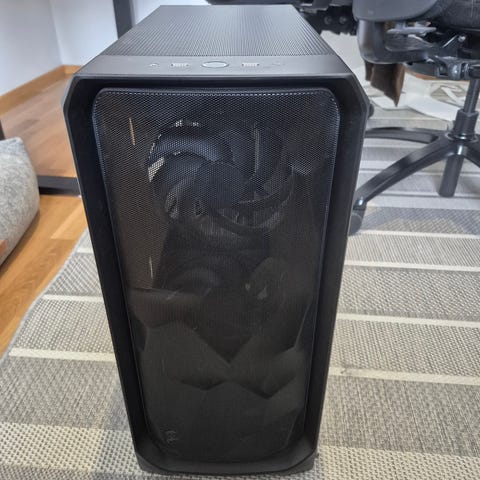 RTX 5070 / i9-10850K / 32GB / 1.5TB NVMe / Win11 Pro | Tori