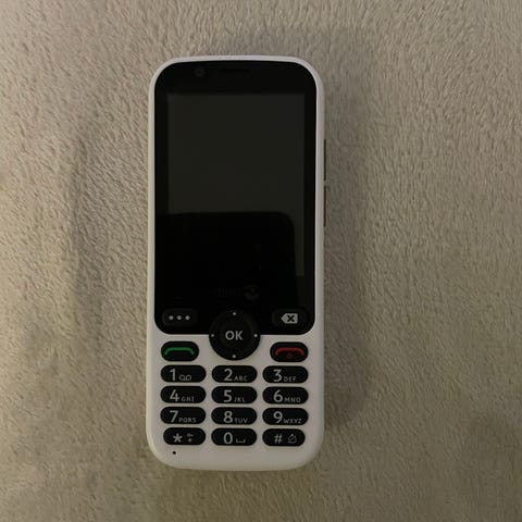 Doro 780X puhelin | Tori