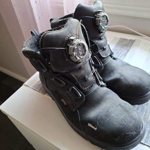 Sievi spike 3 nastakengät vivulla turvakengät turvajalkineet jalas | Tori