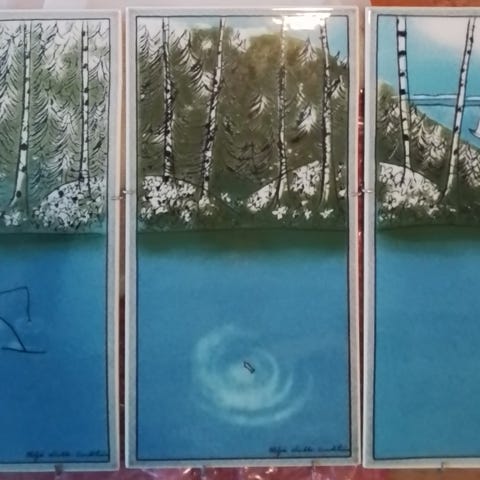 kaksi kahvikuppia tassien kera; kaksi kuppia ilman tasseja | Tori