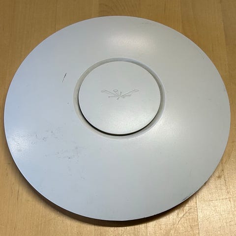 UniFi AP AC Pro PoE WiFi -tukiasema | Tori