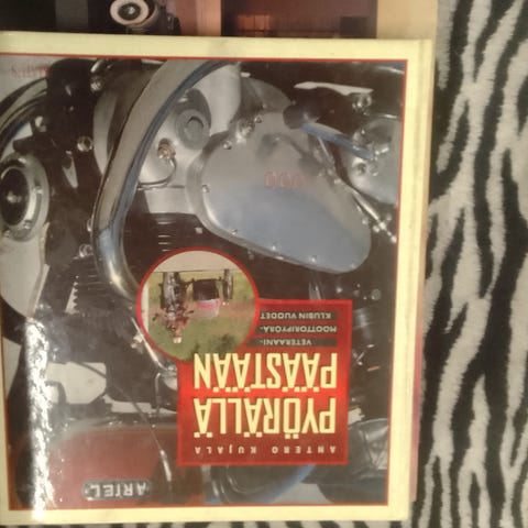 Finnish Bikers kirja moottoripyöräilystä | Tori