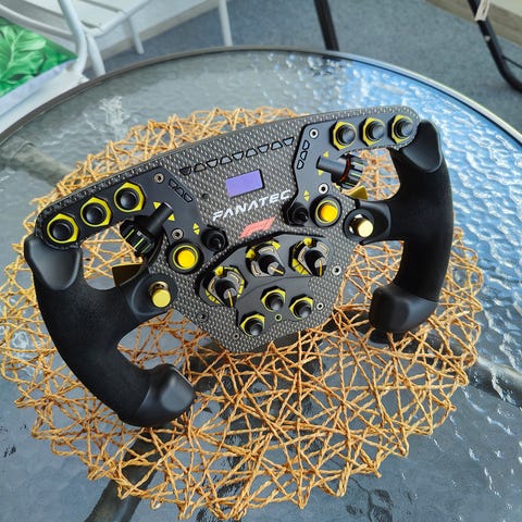 CLUBSPORT STEERING WHEEL FI® ESPORTS V2 | Tori