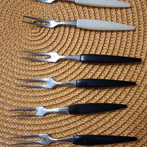 Kullatut haarukat | Tori