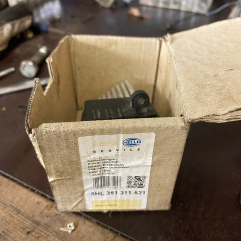 BMW 1389490 Mittaristo 12V | Tori